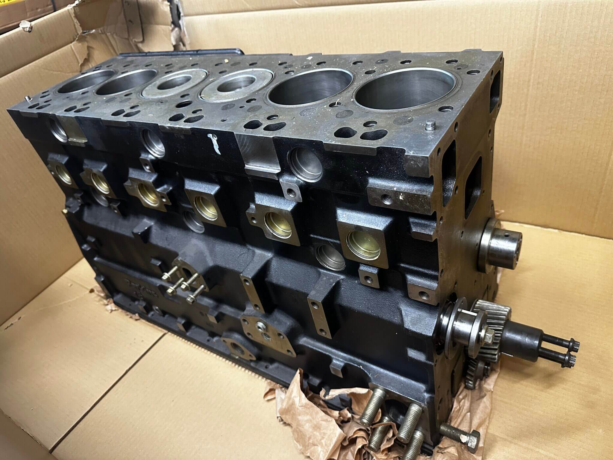 Engine Parts | Engineswarehouse.com | Tractors, Excavators Engines